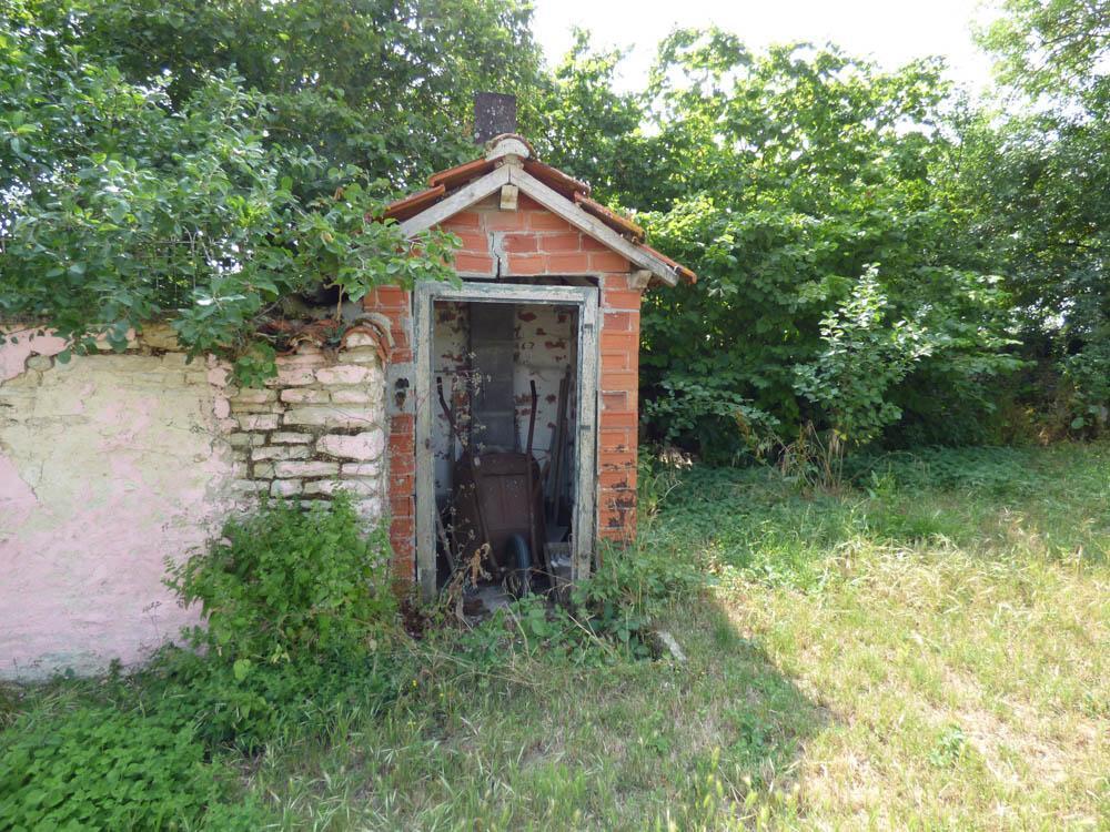 Pretty 3 bed stone house with garden - Chef-boutonne - Agence ...